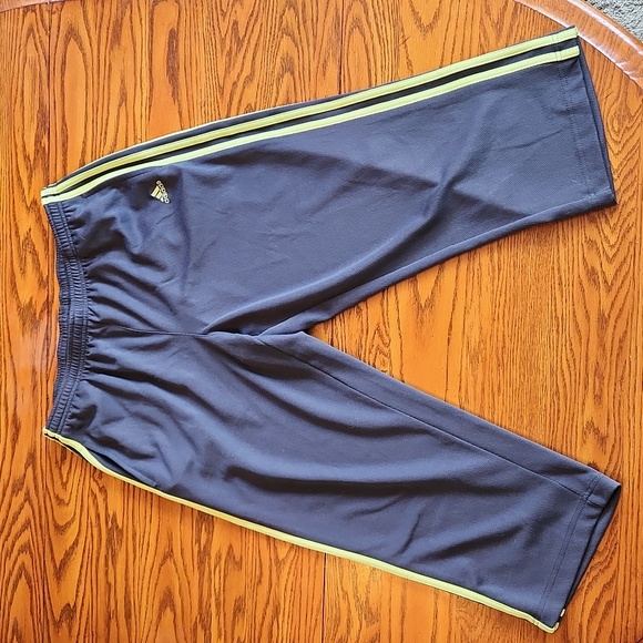 adidas | Pants & Jumpsuits | Adidas Capri Pants | Poshmark